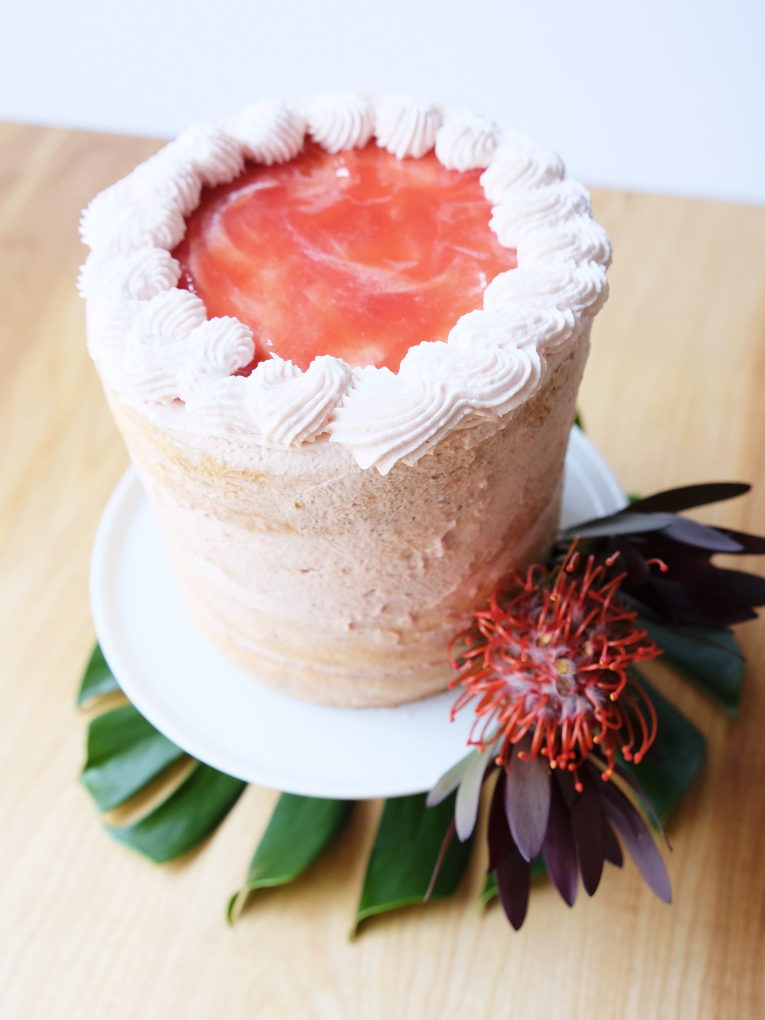 21 Tropical Cake Ideas That Will Transport You to Paradise – TheYumNest
